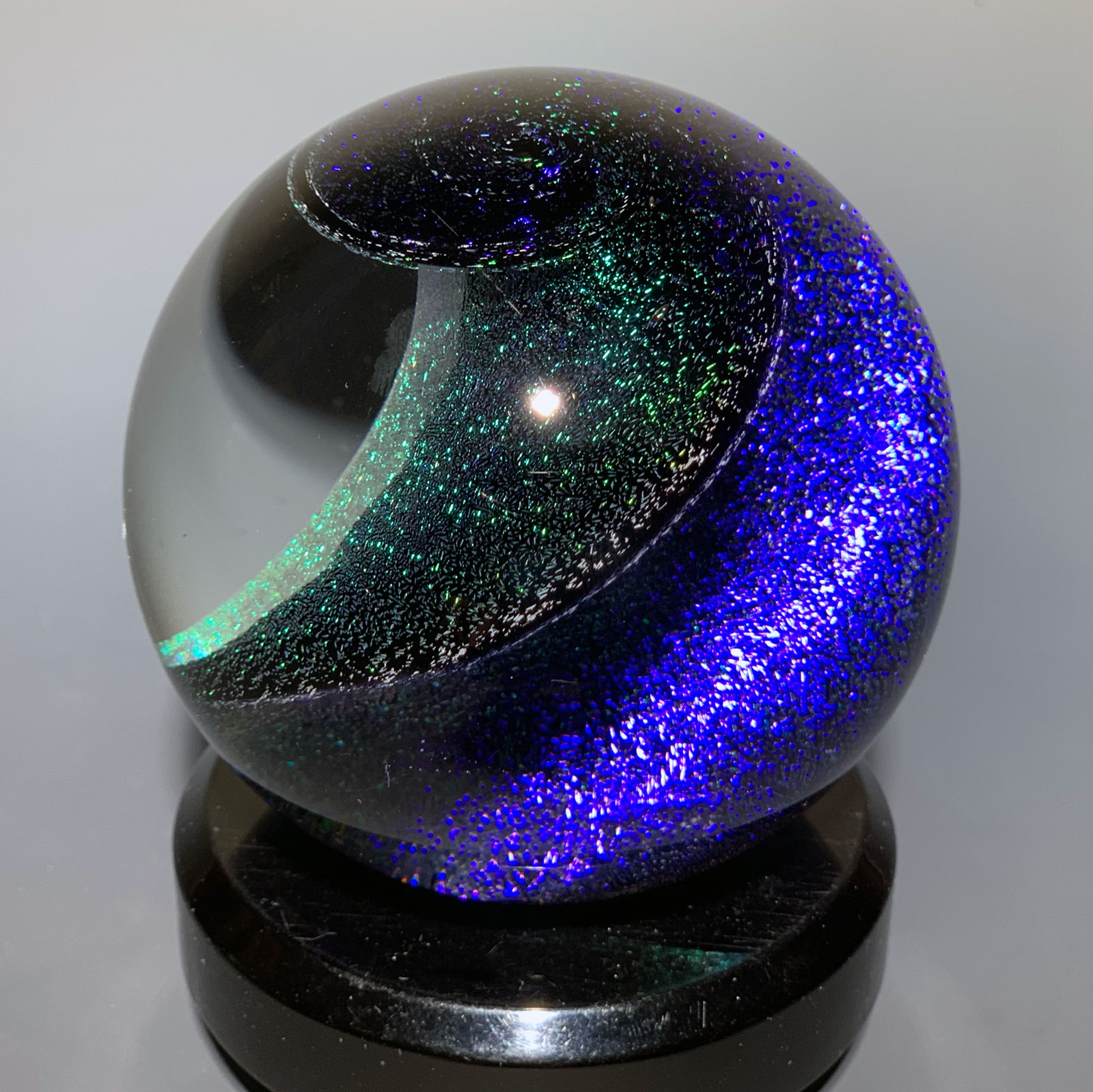 Dichroic Vortex by borosilicate glass artist Scott Hronich - Internal ...
